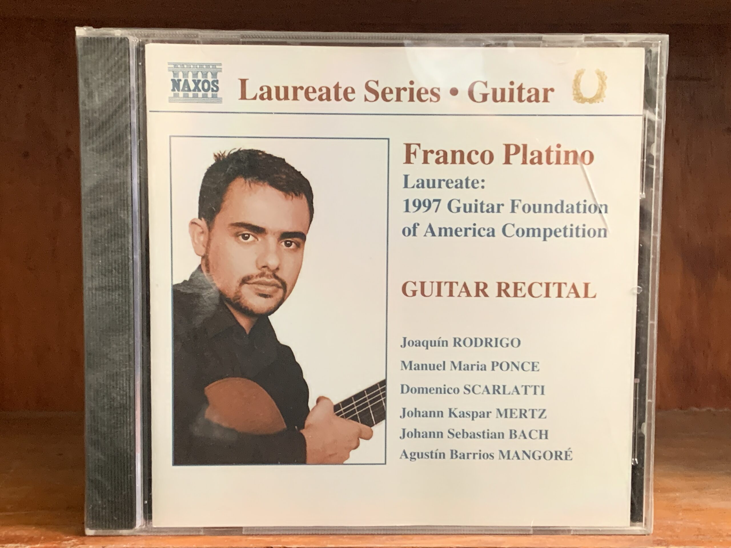 Franco Platino: Guitar Recital - Bazar de Música