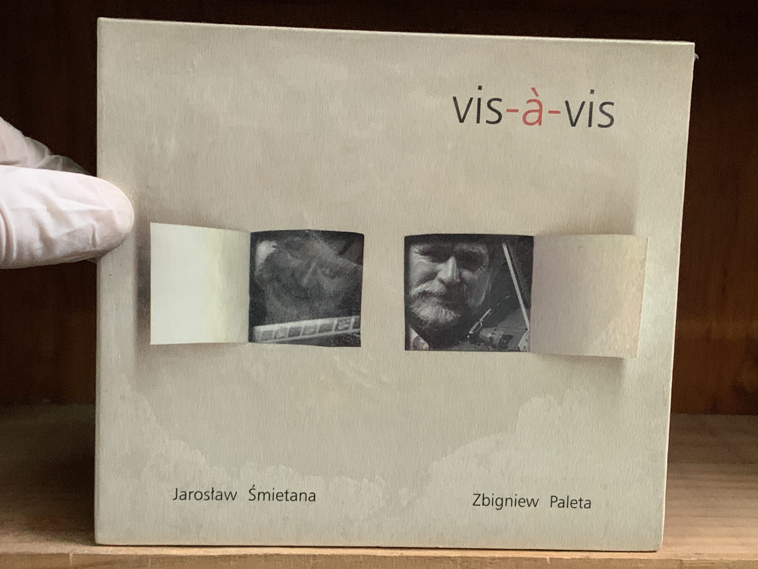vis-à-vis - Bazar de Música